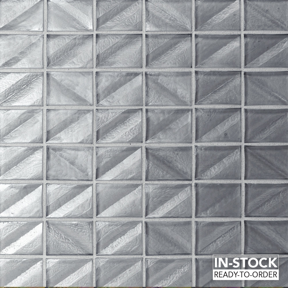 Prelude C Mosaic Glass Tile in Silverlight Iridescent Grey/Silver ...